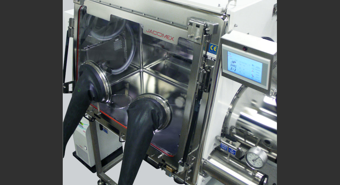 Boîtes à gants et isolateurs pour la pharma et le médical